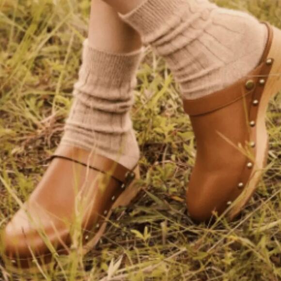 J. Crew | Shoes | J Crew Clog Clogs Convertible Tan Caramel Brown ...